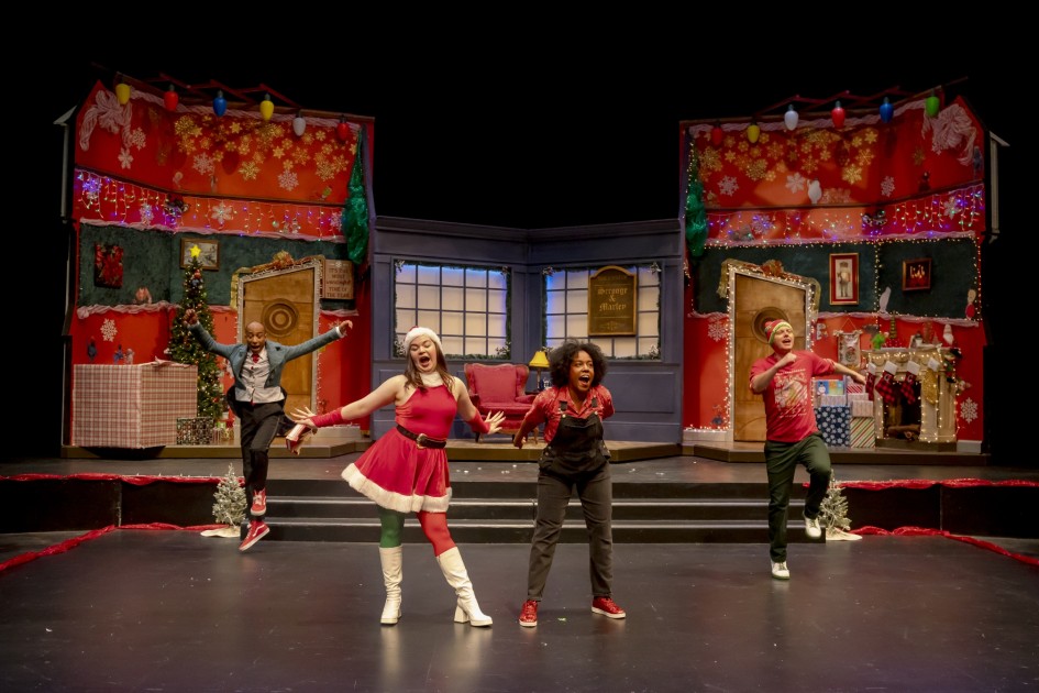 Every Christmas Story Ever Told 2023 | Cincy Shakes